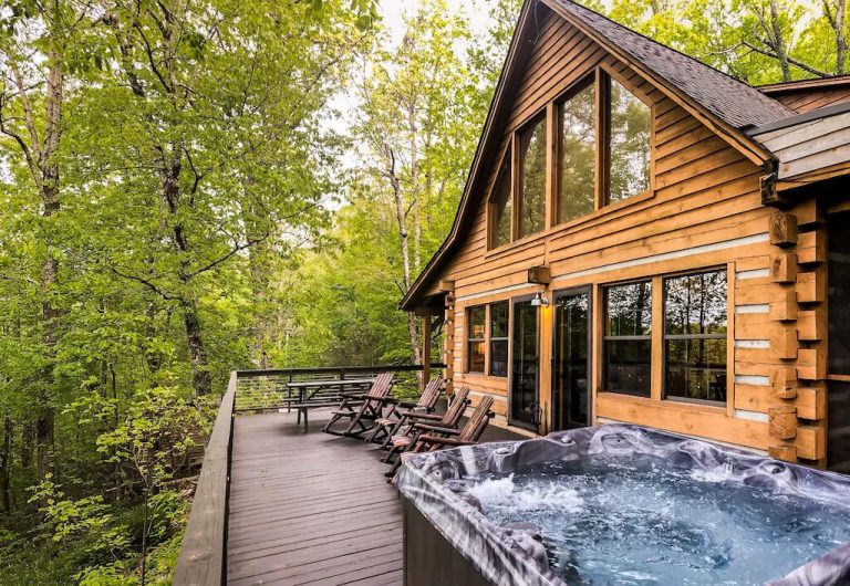 15 Cozy Blue Ridge Mountains Cabin Rentals - Southern Trippers