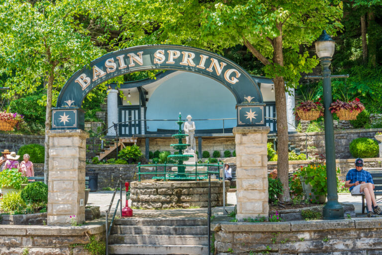 15 Best Things To Do in Eureka Springs AR You Shouldn't Miss ...