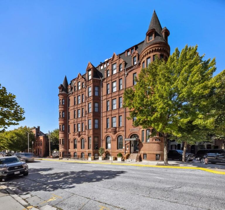 10 Best Boutique Hotels in Baltimore You Must Visit! - Southern Trippers
