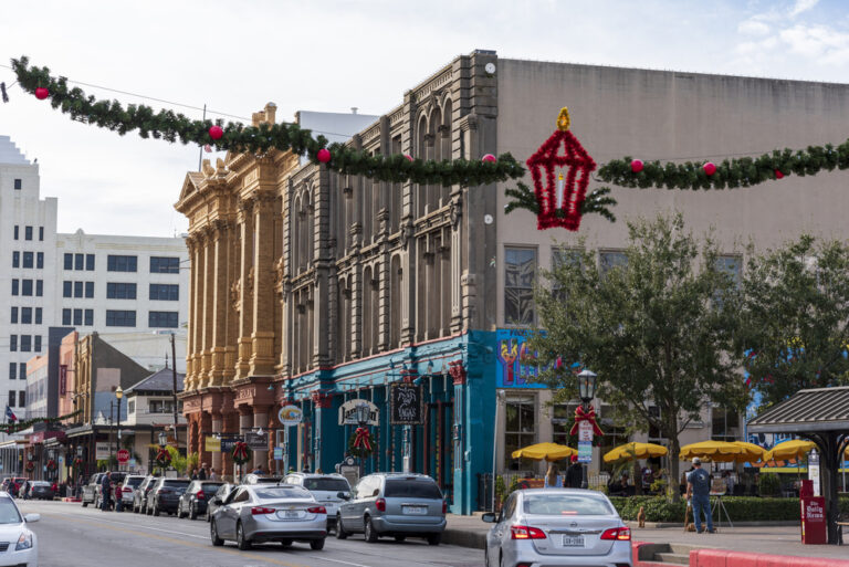 10 Festive Christmas Towns in Texas You Must Visit! - Southern Trippers