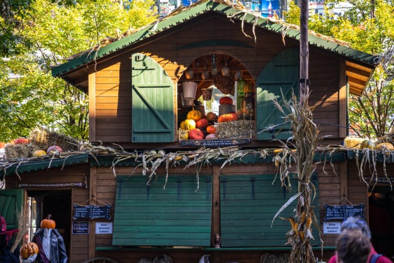 8 Best Haunted Houses in North Carolina You Must Visit - Southern Trippers