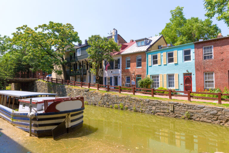 15 Best Landmarks In Washington DC To Visit - Southern Trippers